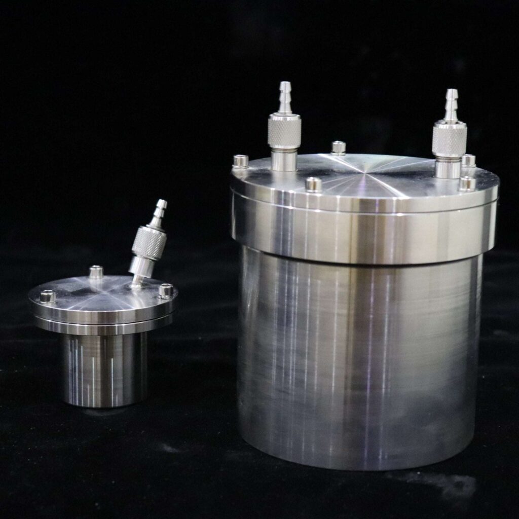 Ball Mill Jars With Lids - Vacuum Stainless Steel - Landt Instruments